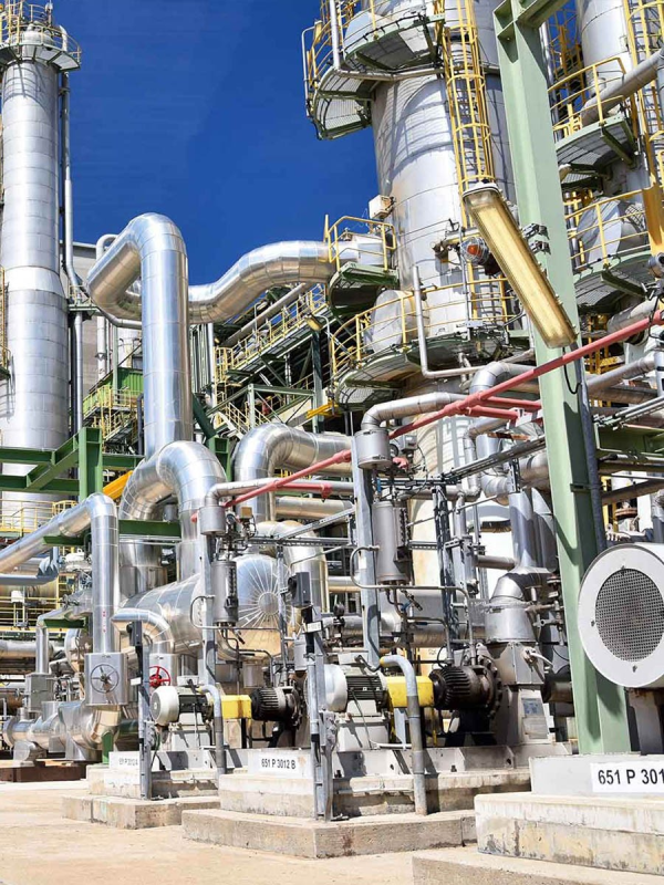 Beschilderung mit Fieldservice in Weltweit | Engineering und Design